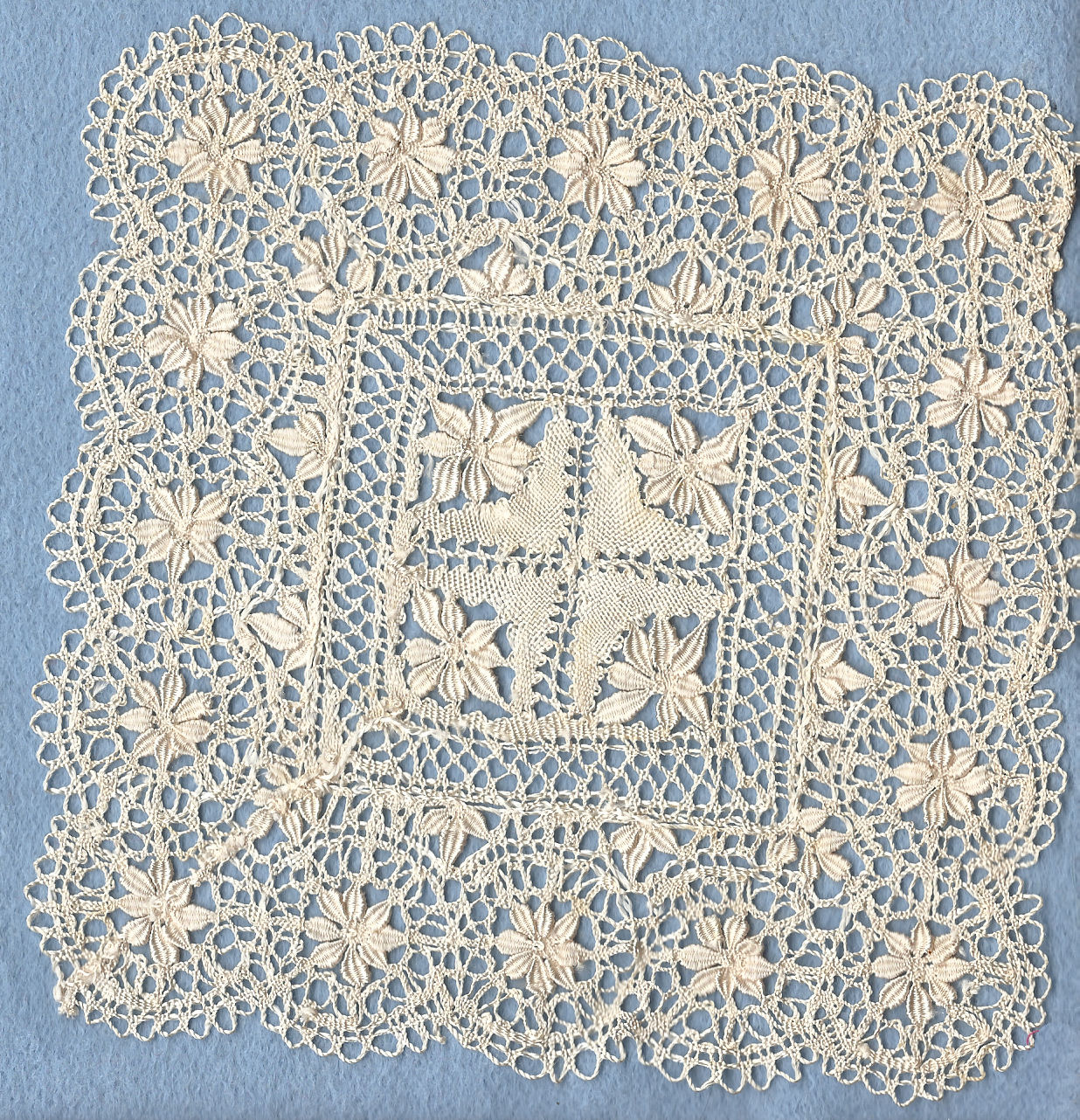Maltese lace mat