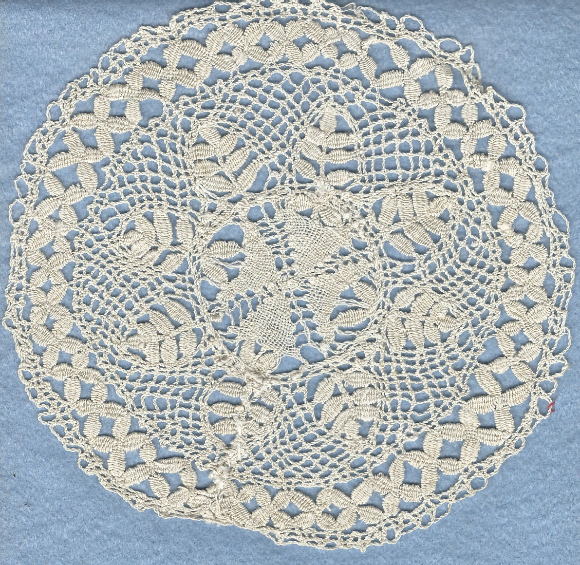 Maltese lace mat